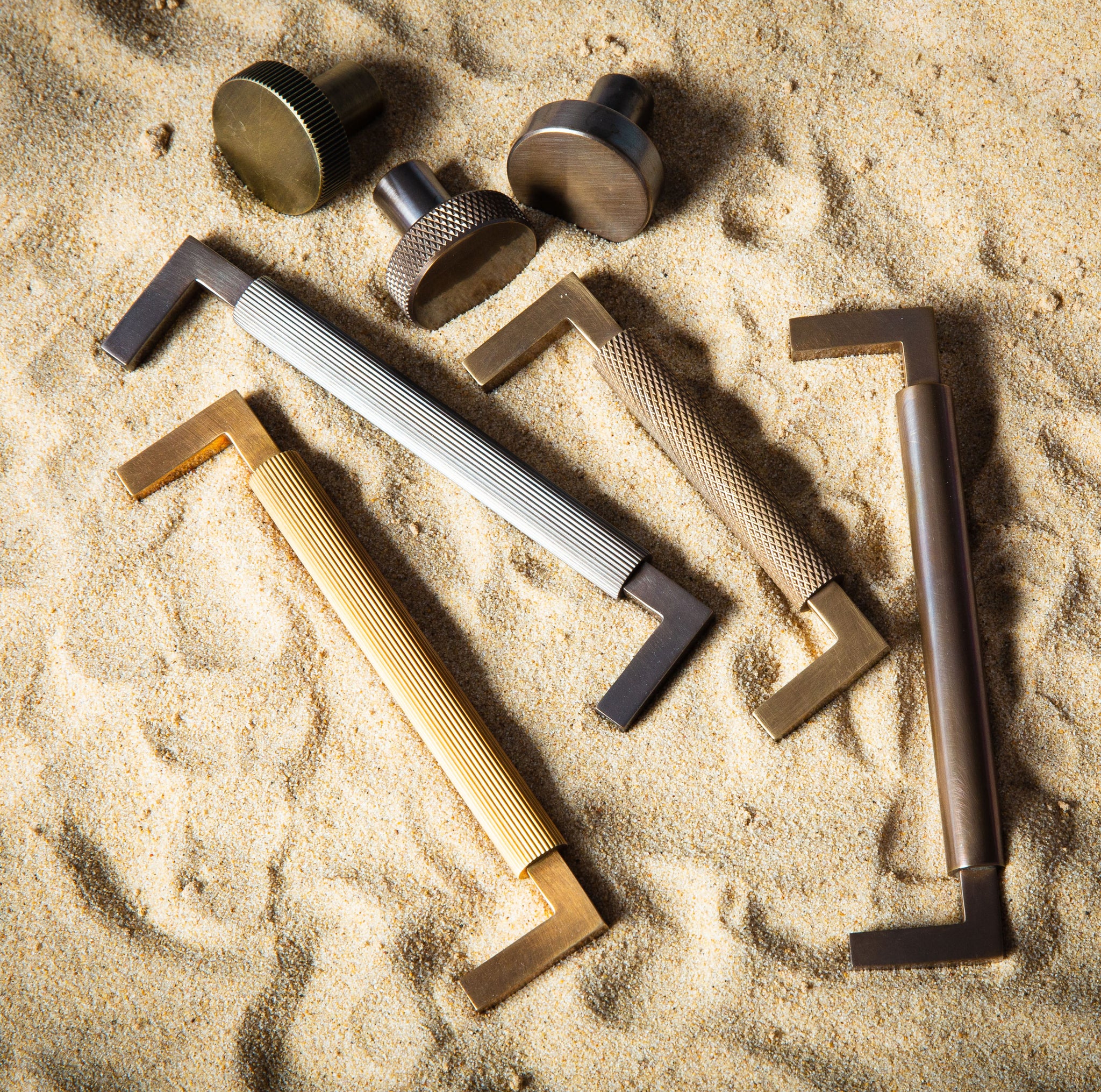 Signature Round Joinery Pull-Plain – Mother of Pearl & Sons Trading